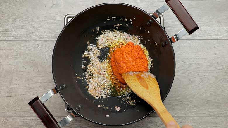 Malvani Fish Curry Recipe: How to make Malvani Fish Curry - Yummefy Recipes