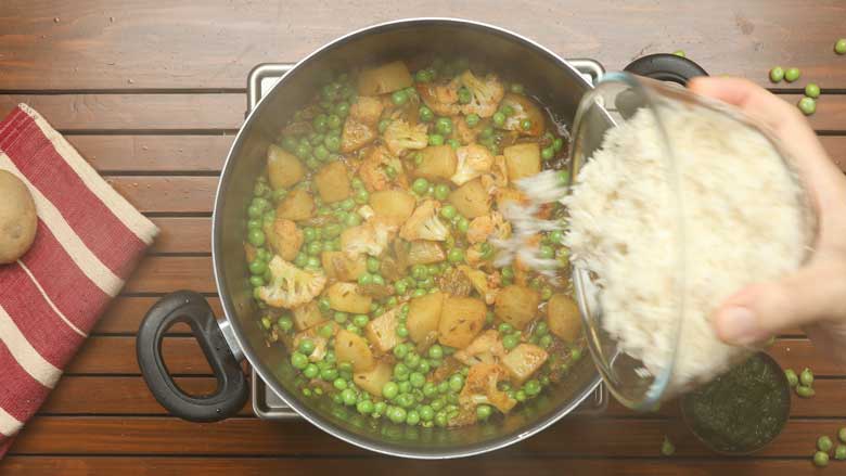 Tahiri recipe: How to make easy Veg Tehri Recipe quickly and perfectly ...