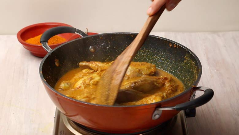 Goan Chicken Xacuti Recipe: How to make Chicken Xacuti Goan style ...
