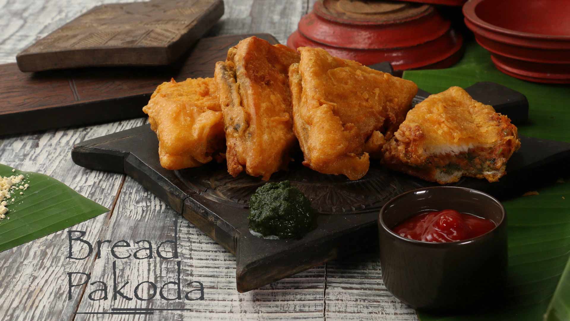 Bread Pakora Recipe Video: How to make Tasty Bread Pakoda - Yummefy Recipe