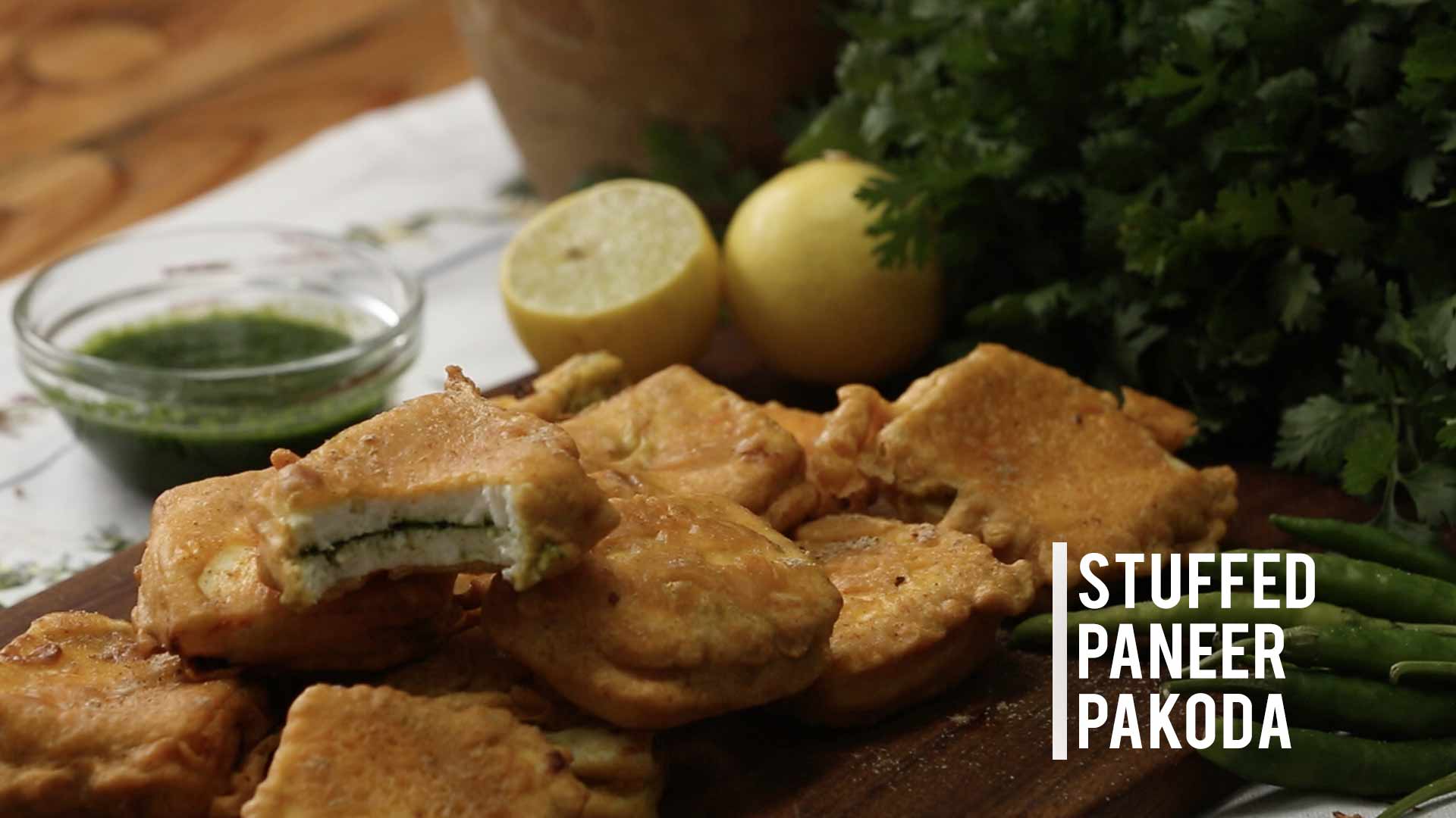 Stuffed Paneer Pakora recipe: How to make easy Stuffed Paneer Pakora ...