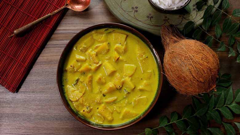 Potato Mappas Recipe | Potato Curry Kerala Style by Yummefy Recipe