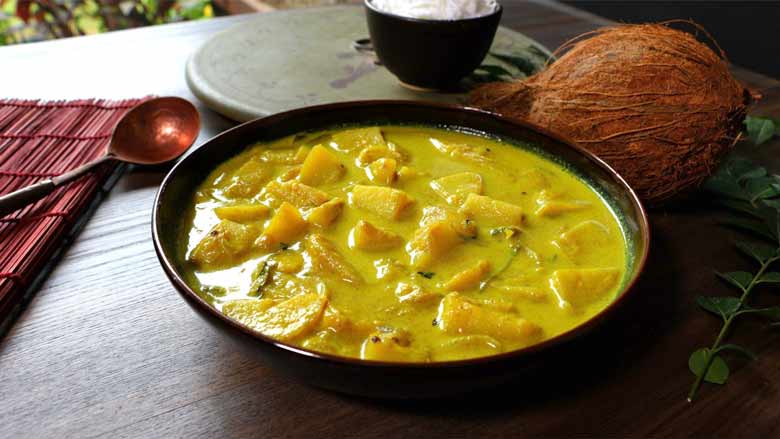 Potato Mappas Recipe | Potato Curry Kerala Style by Yummefy Recipe