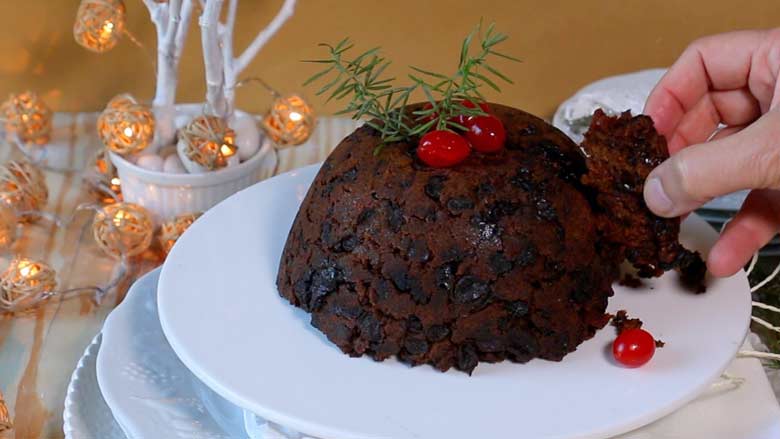 Christmas Pudding Recipe | How to Make a Traditional Christmas Pudding ...